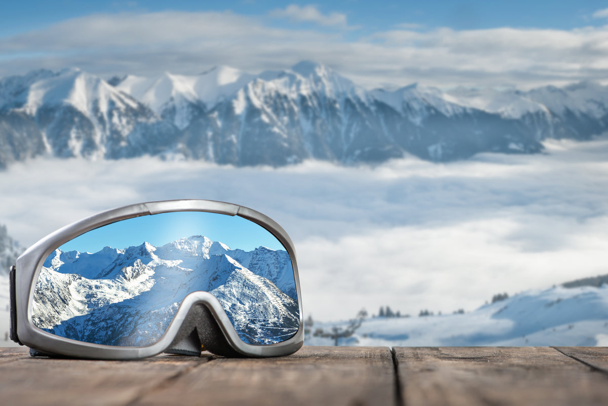 How Often Should You Clean Your Ski Goggles? - Z Clear Lens Cleaner ...